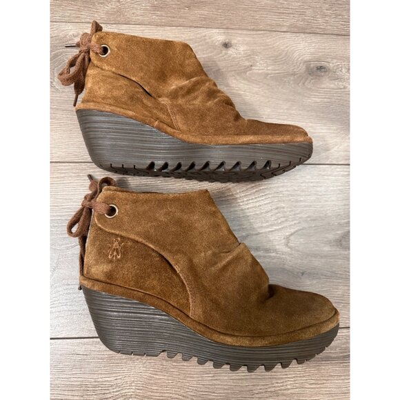 Fly London | Shoes | Fly London Suede Leather Ruched Ankle Boots Laceup ...